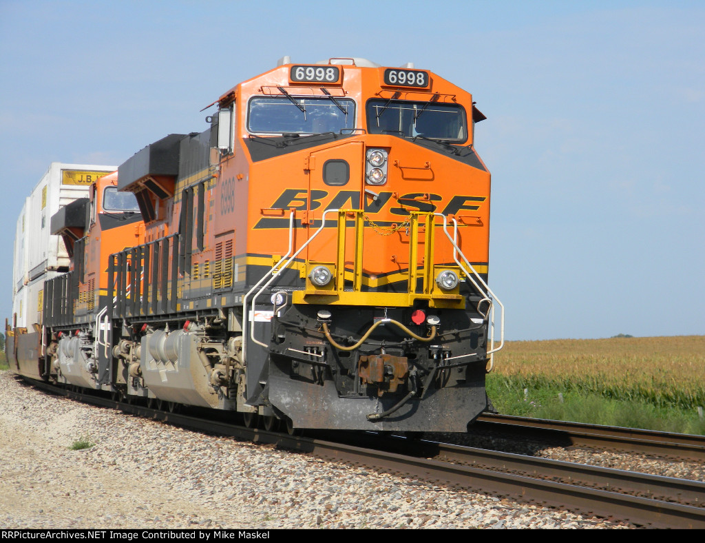 BNSF 6998